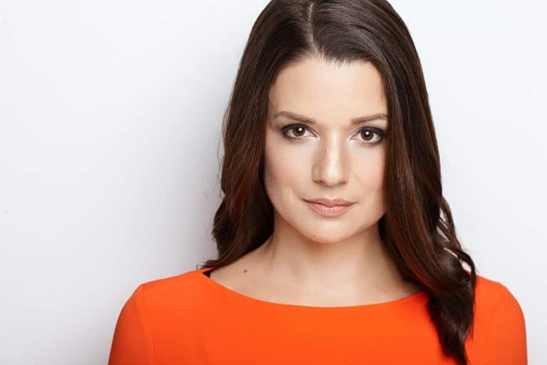 Who is actress Kimberly Sustad from Hallmarkies married to? Her bio ...