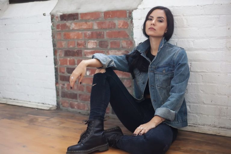 Jessica Matten (Frontier) Wiki, Age, Parents, Dating, Body Measurements