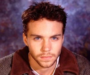 Jonathan Brandis Wiki Bio, cause of death, family, siblings, wife, children