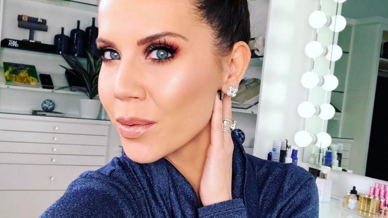Tati Westbrook Age, Net Worth, Son, Husband, Sisters, Real Name, Wiki, Bio