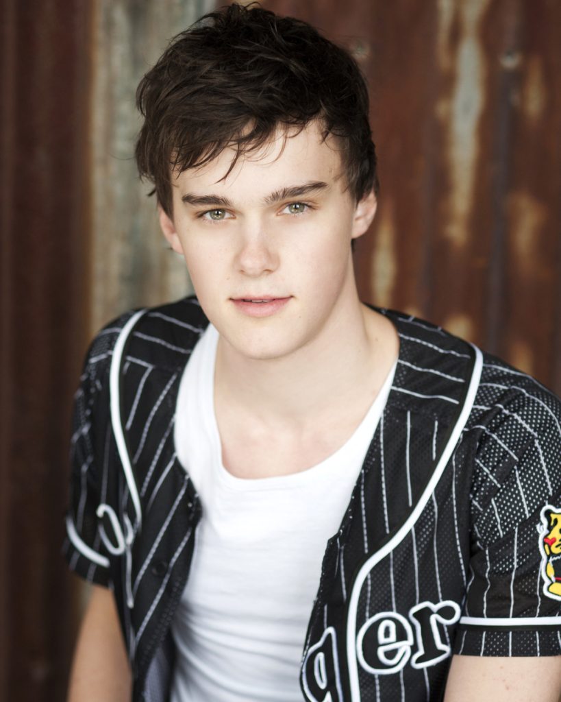 Mitchelll Hope (aka Ben in Descendants) Wiki Bio, dating, height ...