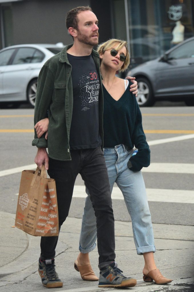 Who has Emilia Clarke dated? Boyfriends List, Dating History