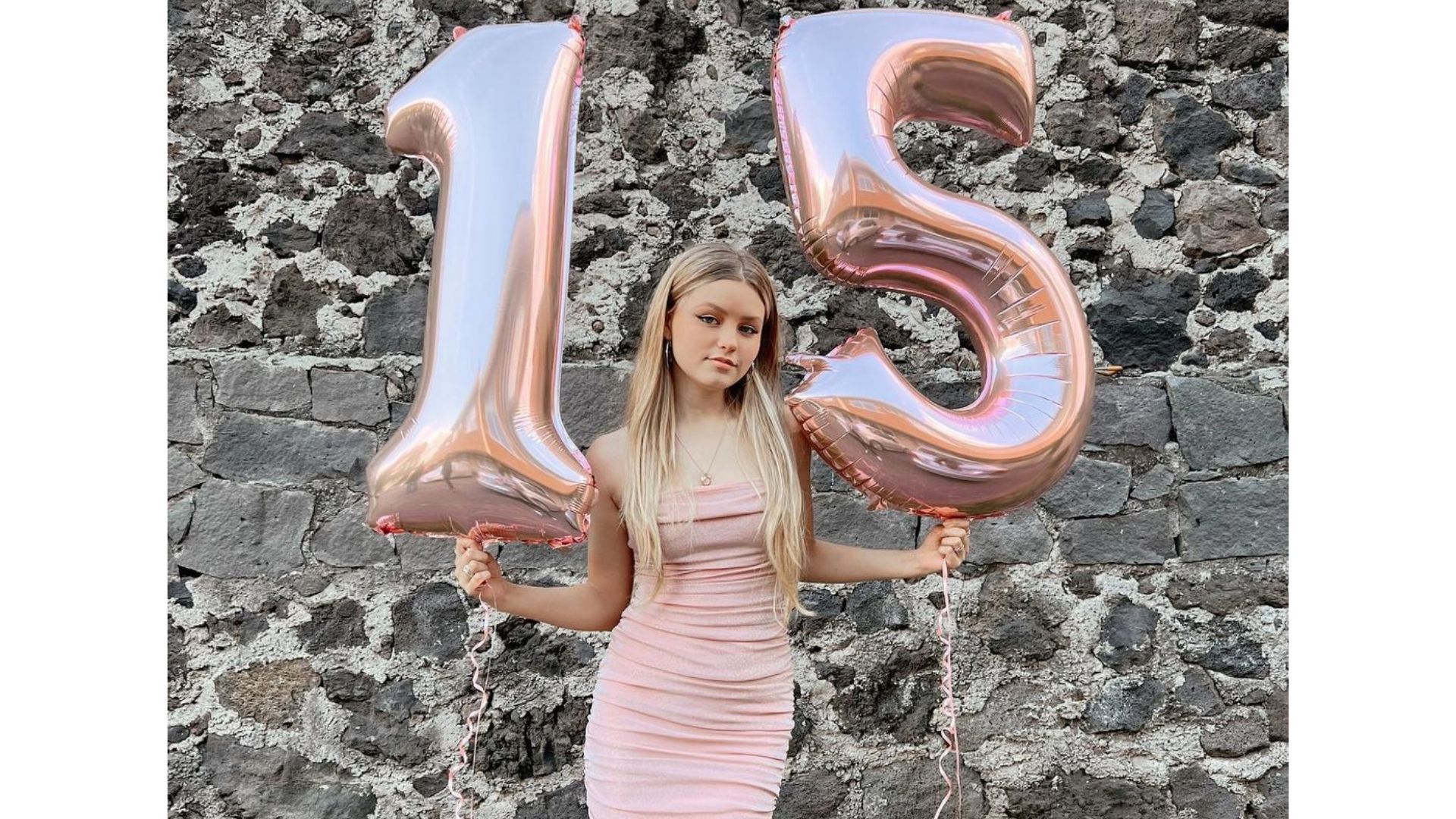 Young Mexican Actress Isabella Tena: Age, Appearance, Family