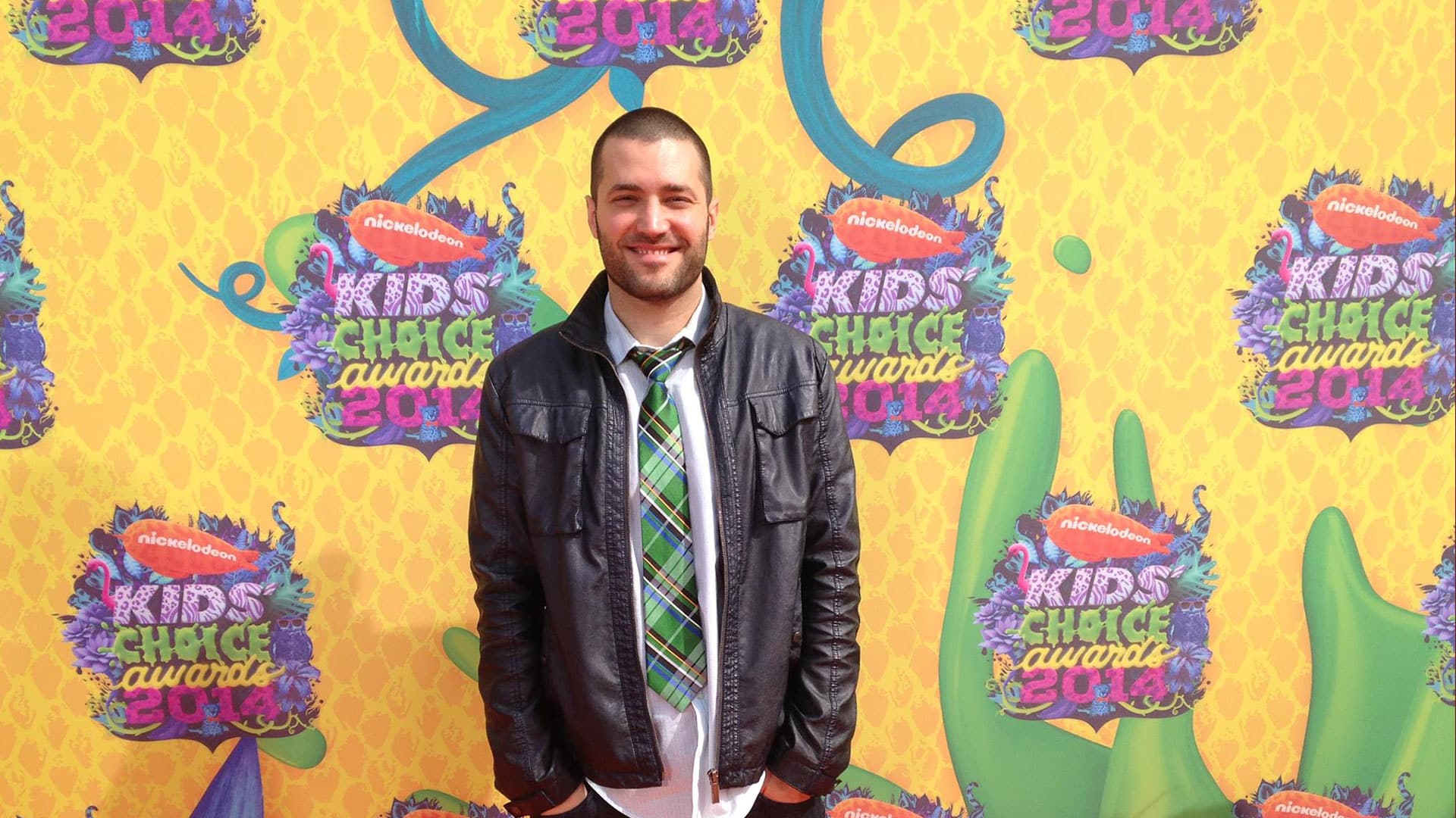 What shows does Zoran Korach play in? His Age, Height, Net worth