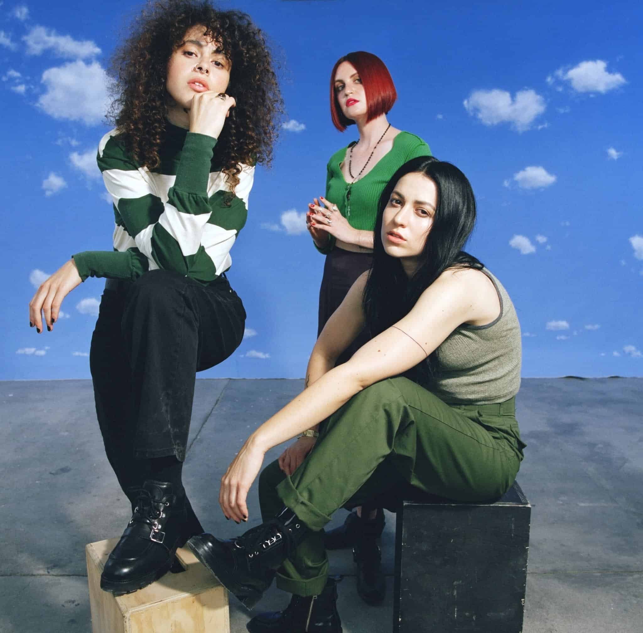 Josette Maskin: The Emo Guitarist Who Rocks with MUNA Band