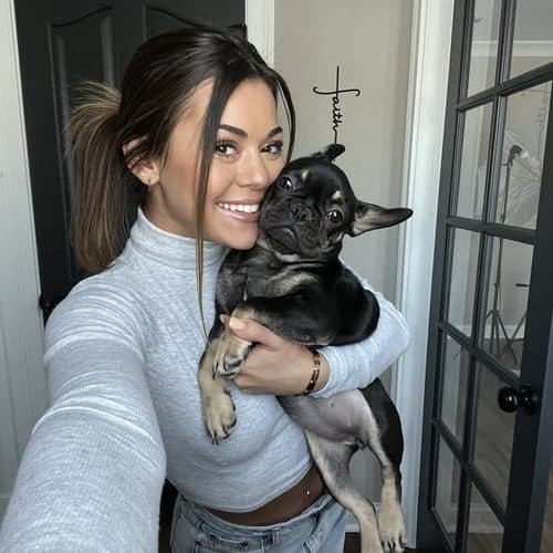 Who is Steph Pappas? Her Age, Height, Loss, Family, Boyfriend