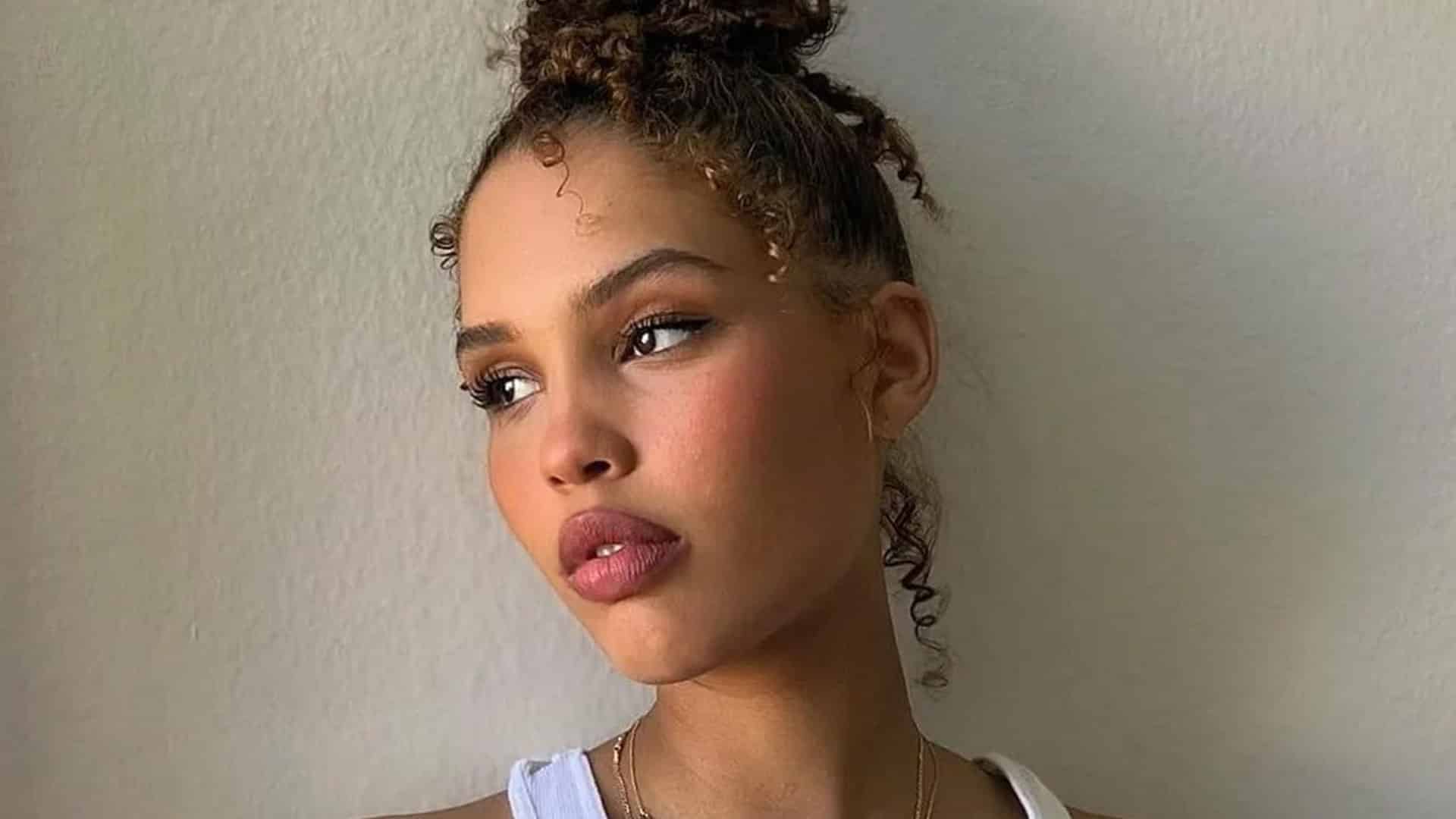 The Naked Truth about Nara Pellman: Age, Height, Childs, Bio