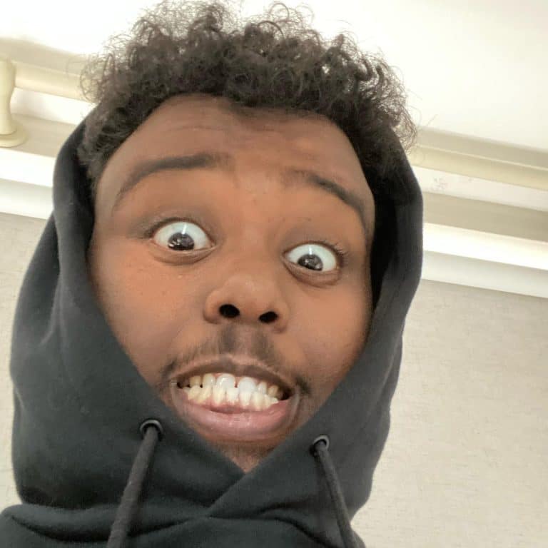 Who is Doni Bobes in real life? His Age, Real Name, Dating, Salary