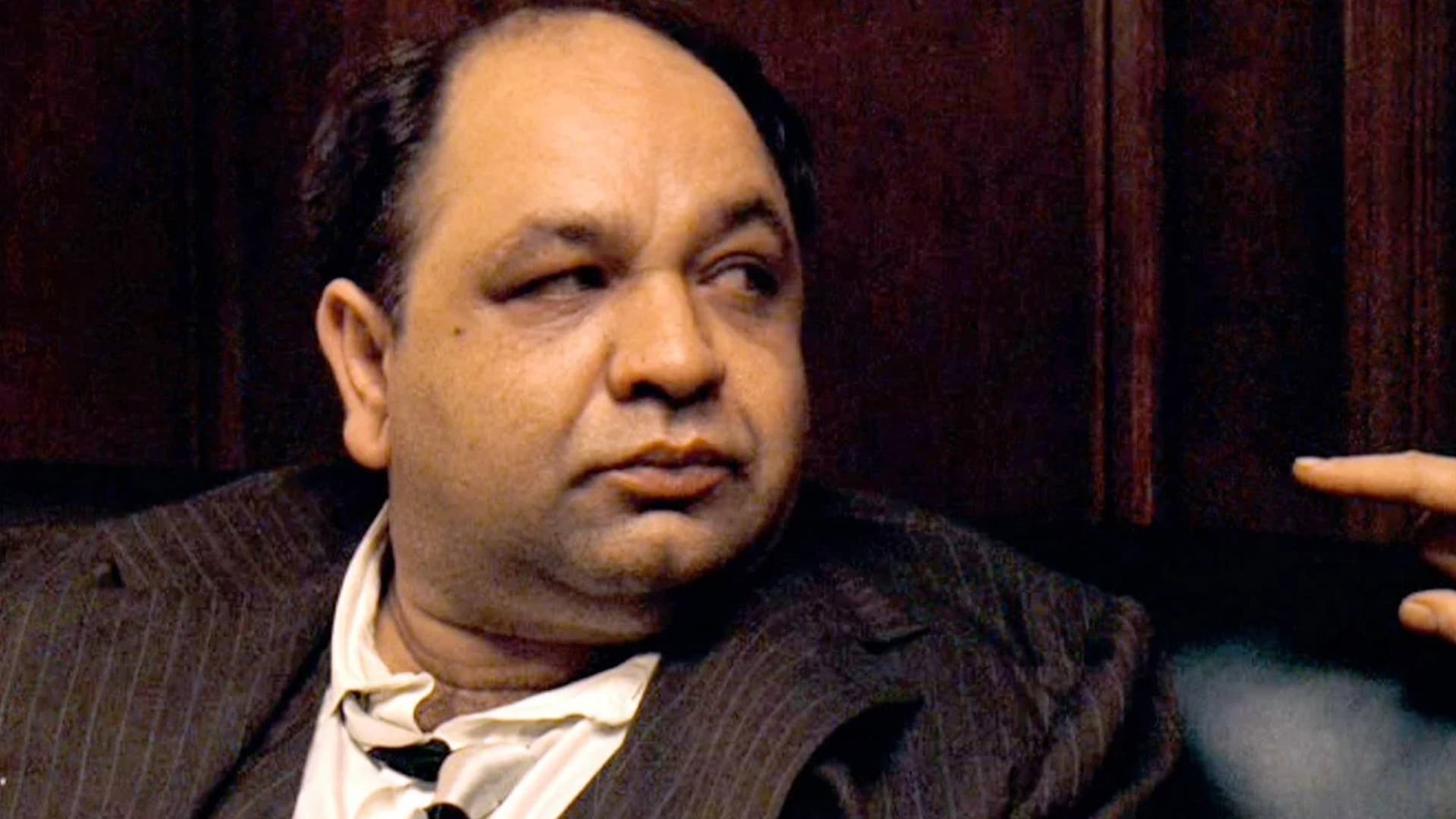 What happened to Richard S. Castellano? His Age, Height, Wife, Bio